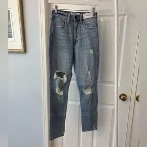 Hollister | Jeans | New Hollister Blue Curvy Ultra Highrise Mom Jeans ...